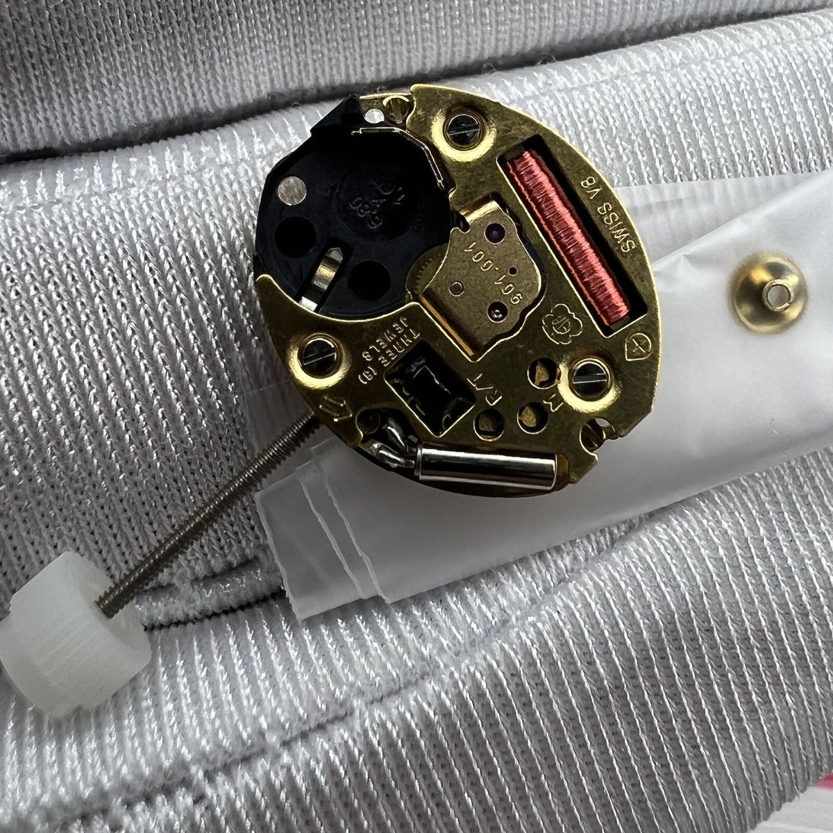 Swiss Made ETA 901.001 Quartz Watch: Elegance and Precision Combined ...