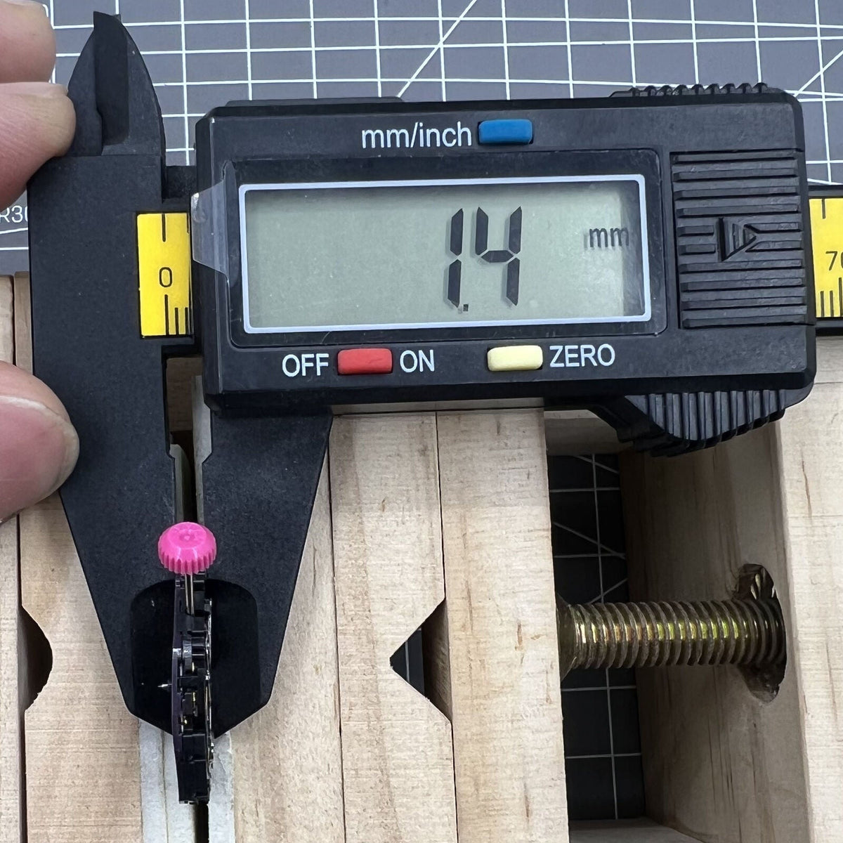 Citizen E168M Quartz Watch: Experience Timeless Elegance with Eco-Driv ...