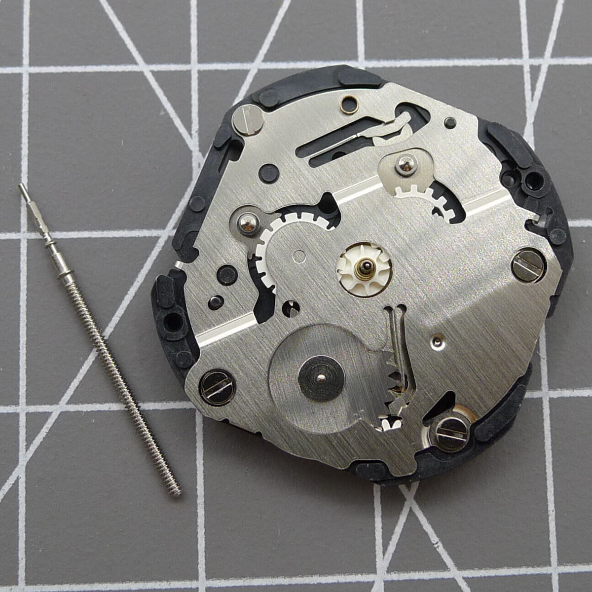 Japan Made Hattori PC32 Quartz Watch Movement 3PCS/Pack – GE SMART LTD.