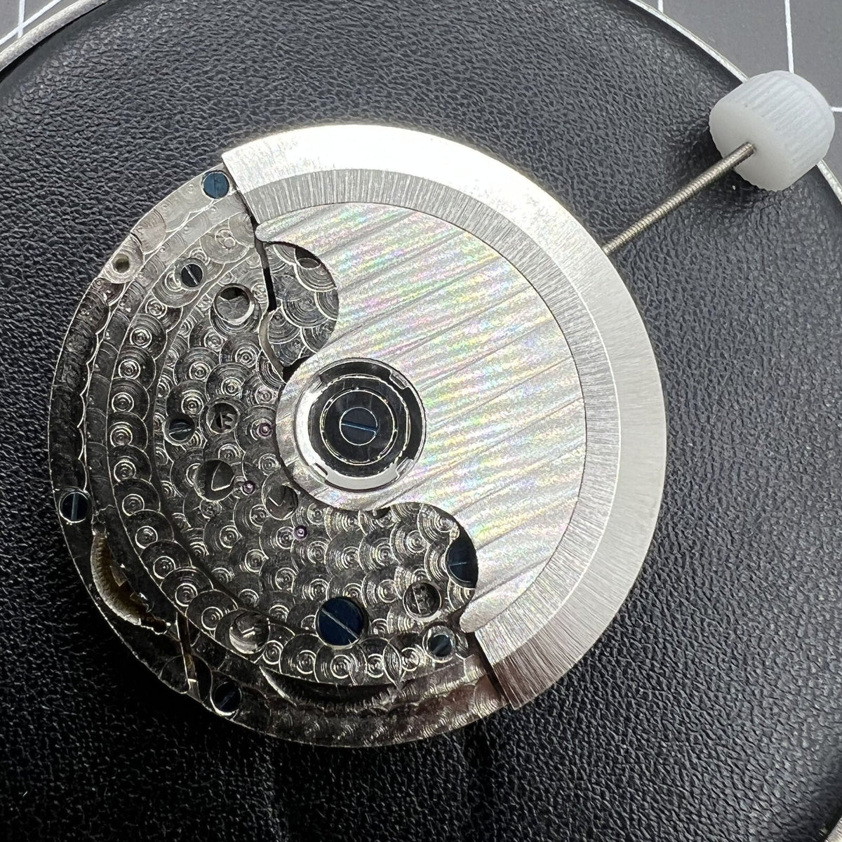 Shanghai Double Bare Balance Wheel Automatic Mechanical Movement: A Ti ...