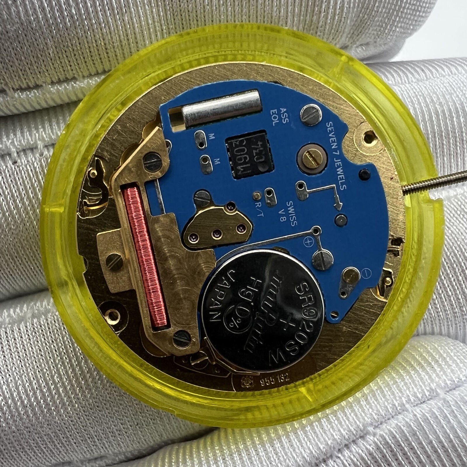 Swiss Movement ETA 955.132: The Ultimate Quartz Watch Experience ...