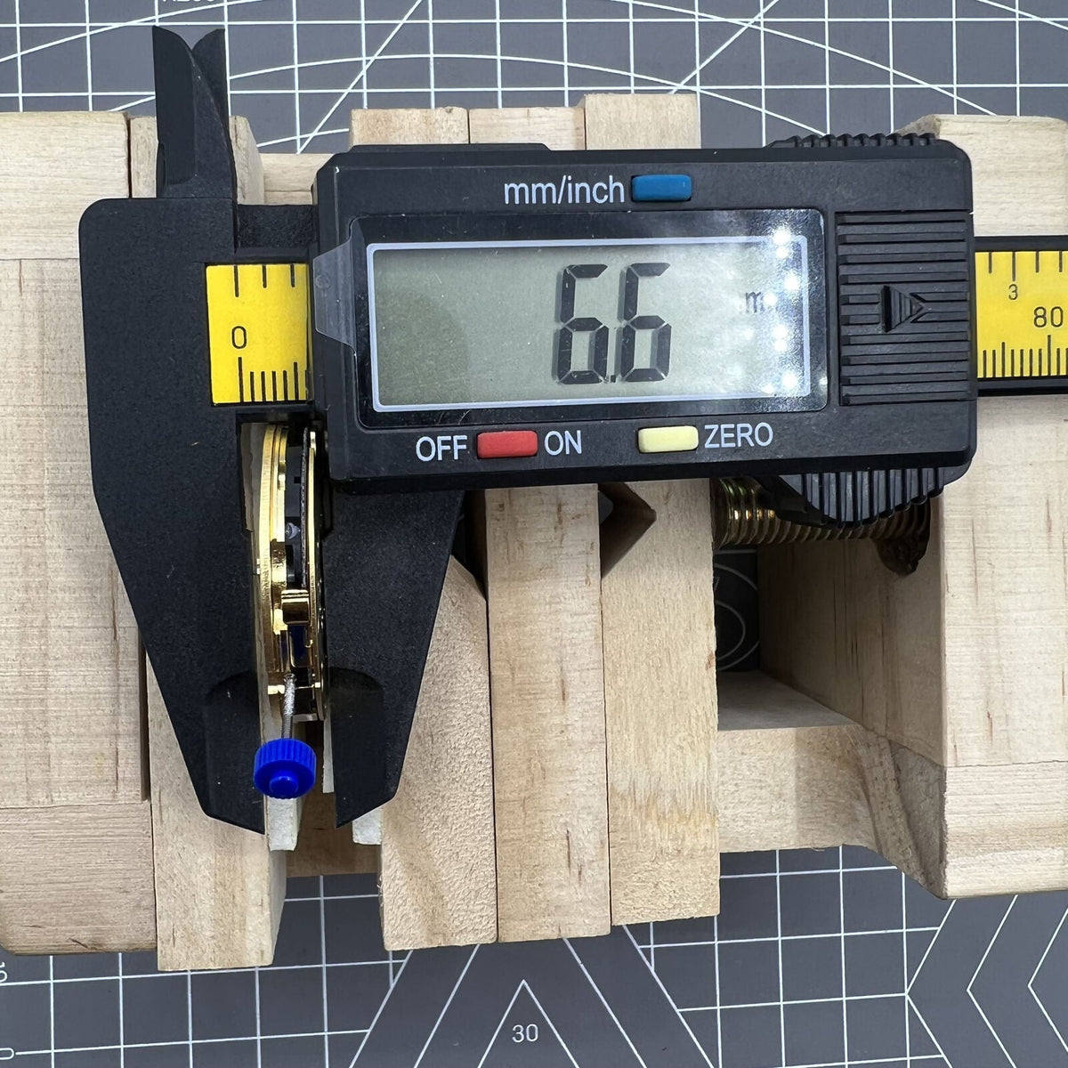 Ronda 5040D Quartz Watch Movement - The Swiss Precision Choice for You ...