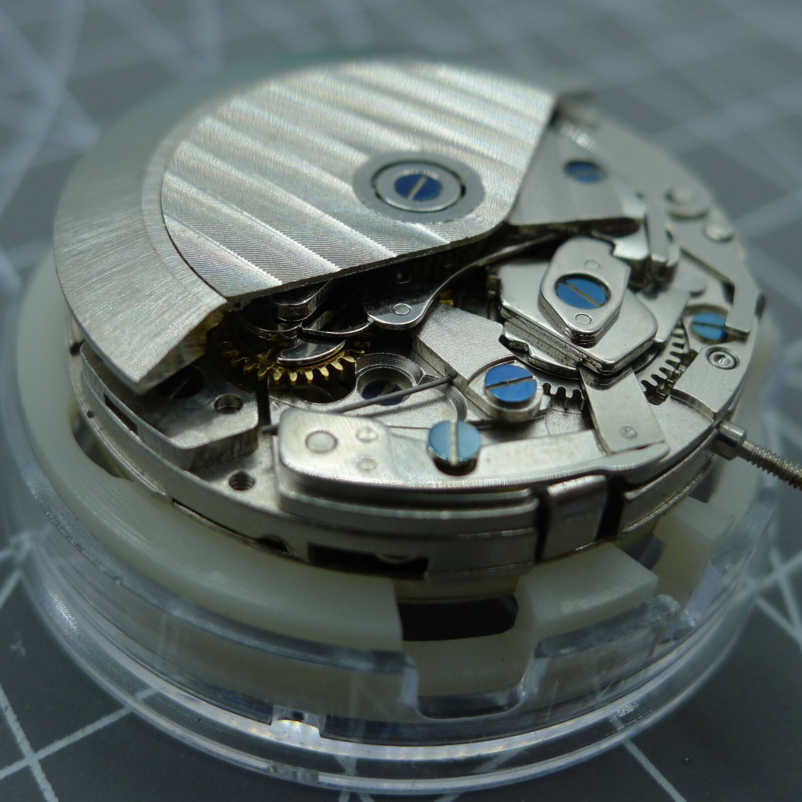 自動巻きクロノグラフムーブメント 日付 Date@3 ETA 7750：精度の再定義 – GESMART Watch Parts