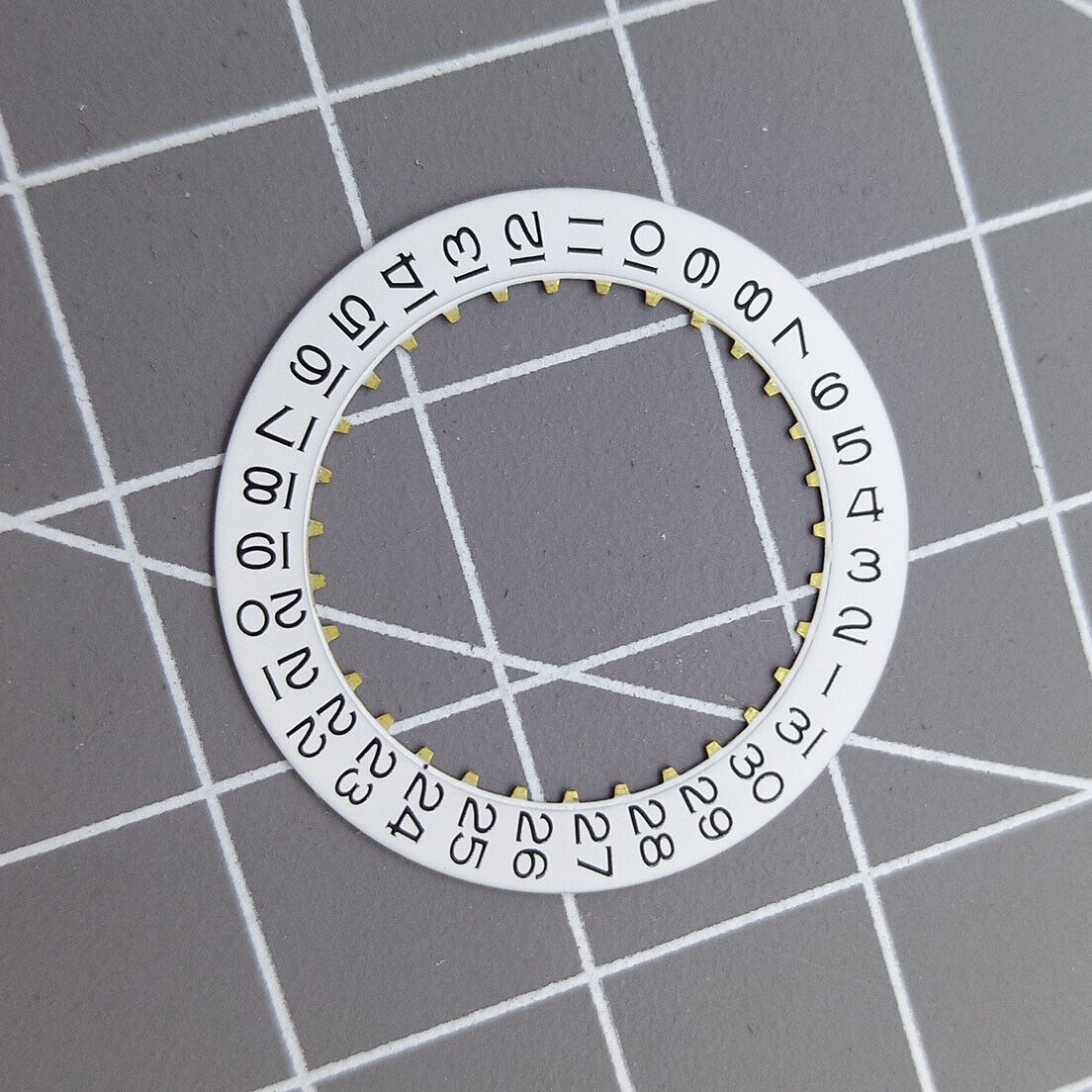 Date At 3 White Date Disk Wheel for ETA2824 Movement - Enhance Your Wa ...