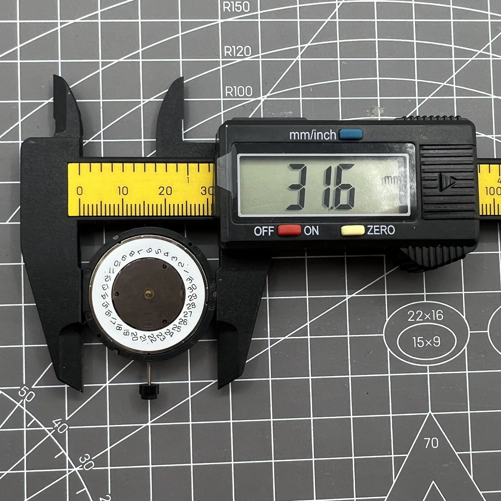 Swiss Made ETA G10.791 Multifunctional Original Quartz Movement: Preci ...
