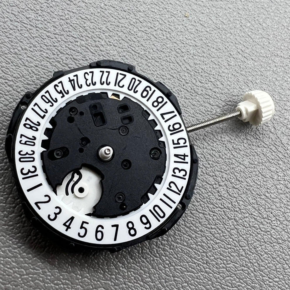 2 Stück Sunon PE46 Quarzuhrwerk mit Datum und zwei Zeigern Datum bei ...